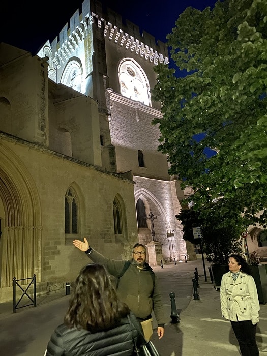 Noctambules d'Avignon : des circuits nocturnes originaux et insolites ...